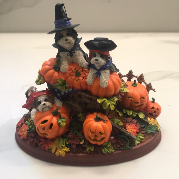 Danbury Mint | Holiday | Rare The Danbury Mint Pumpkin Patch Shih Tzu ...